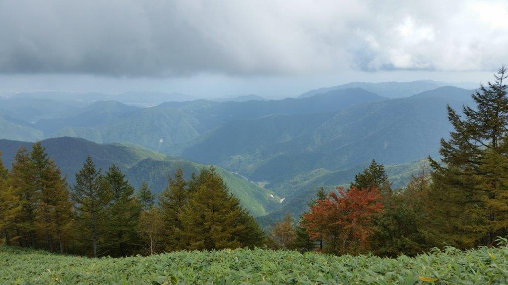 Mt Ena (2191m), Nagano and Gifu Prefectures, October 2015 [Map ...